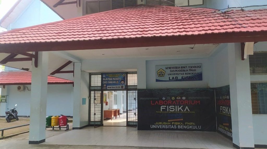 Laboratory | bachelor physics